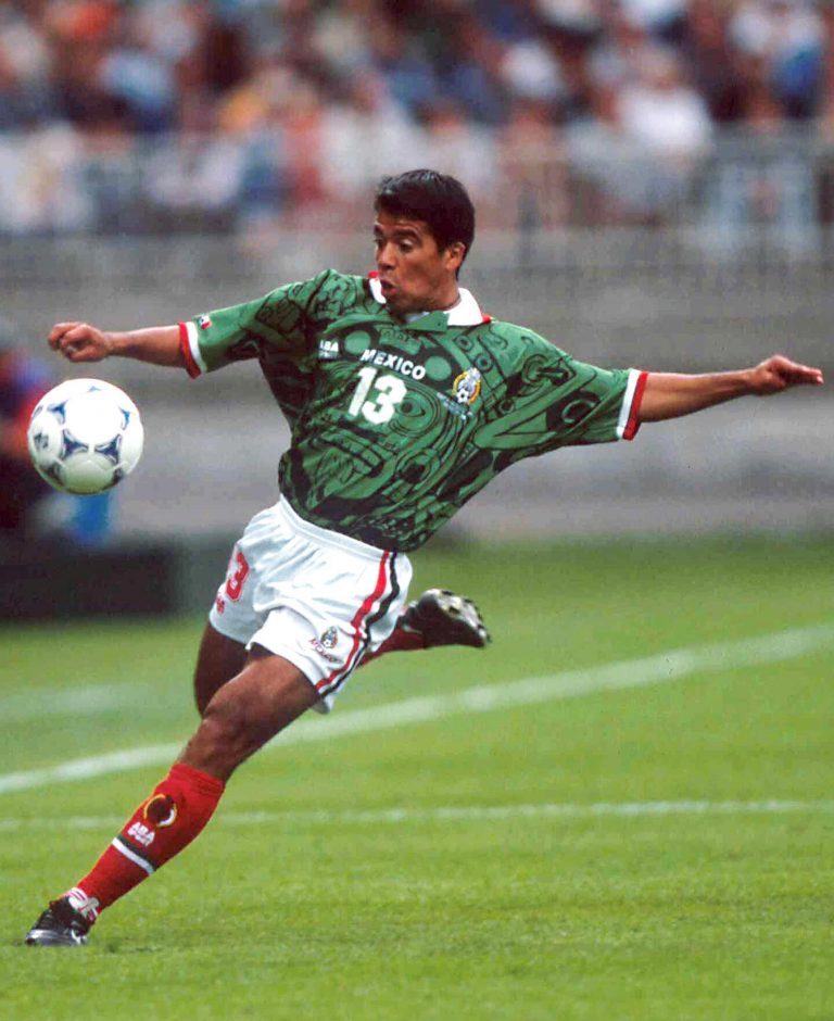 PÁVEL PARDO: Conoce toda su trayectoria futbolística (1993-2012)